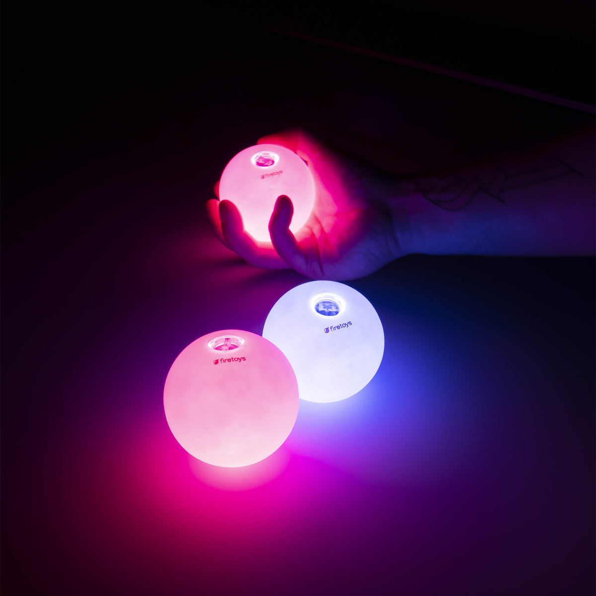 LED Juggling Balls – Firetoys US